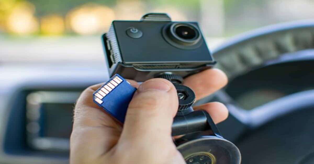 In Vehicle Monitoring Systems Provide 4 Great Benefits